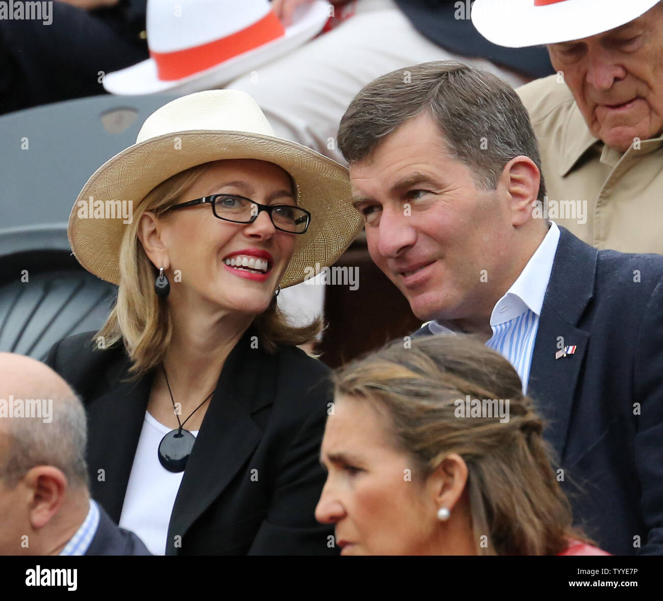 Susan tolson and charles rivkin hi-res stock photography and images - Alamy