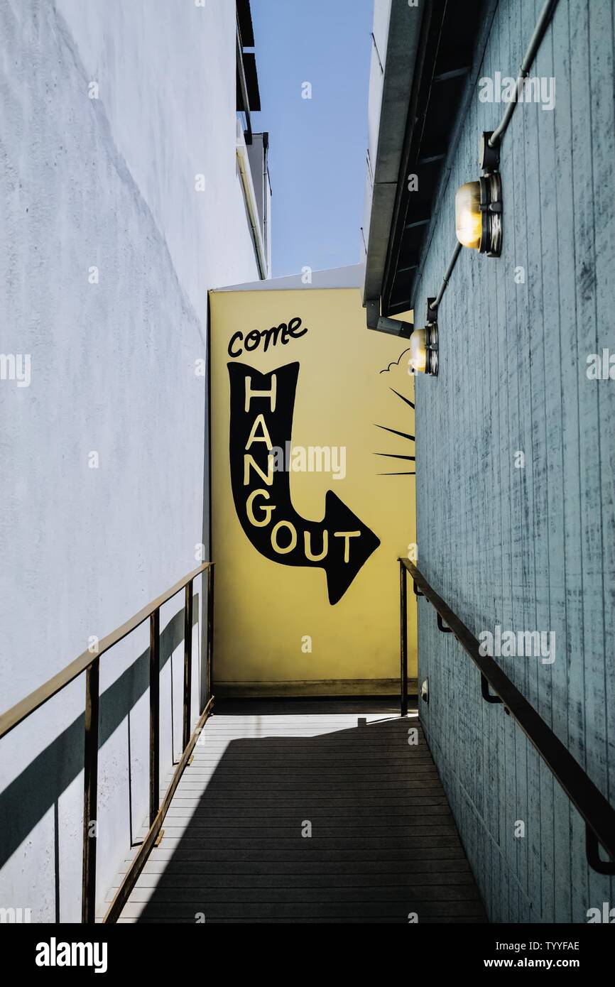 Hangout symbol hi-res stock photography and images - Alamy