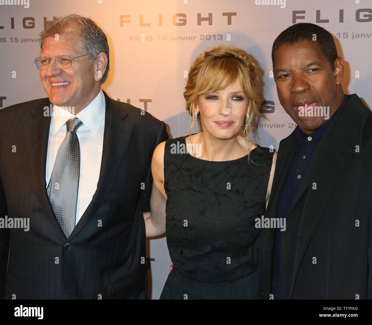 Kelly reilly and denzel washington hi-res stock photography and images ...