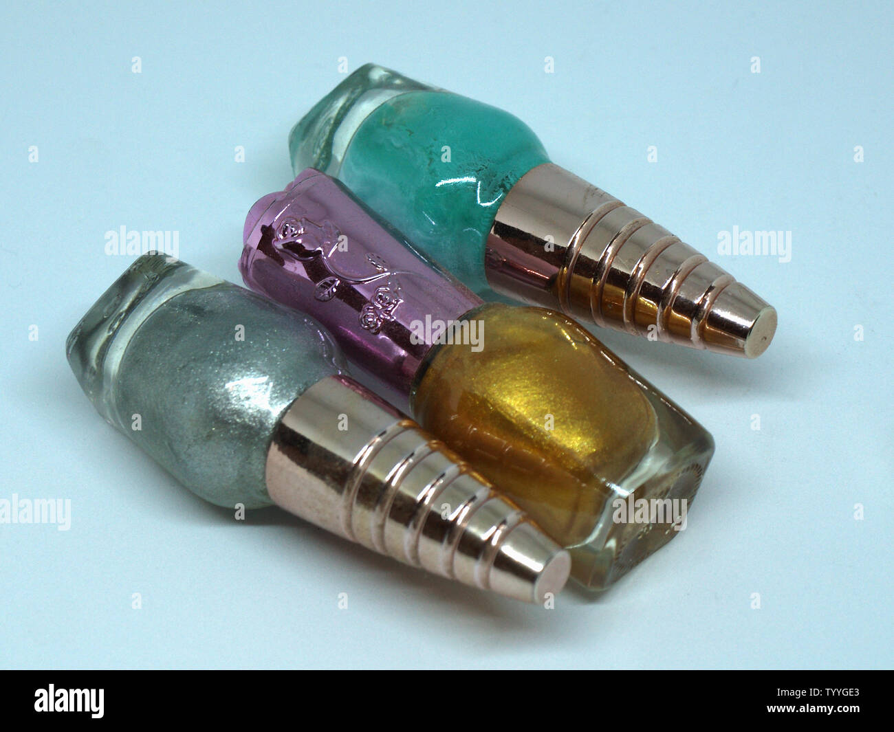 Silver metallic pigment hi-res stock photography and images - Alamy