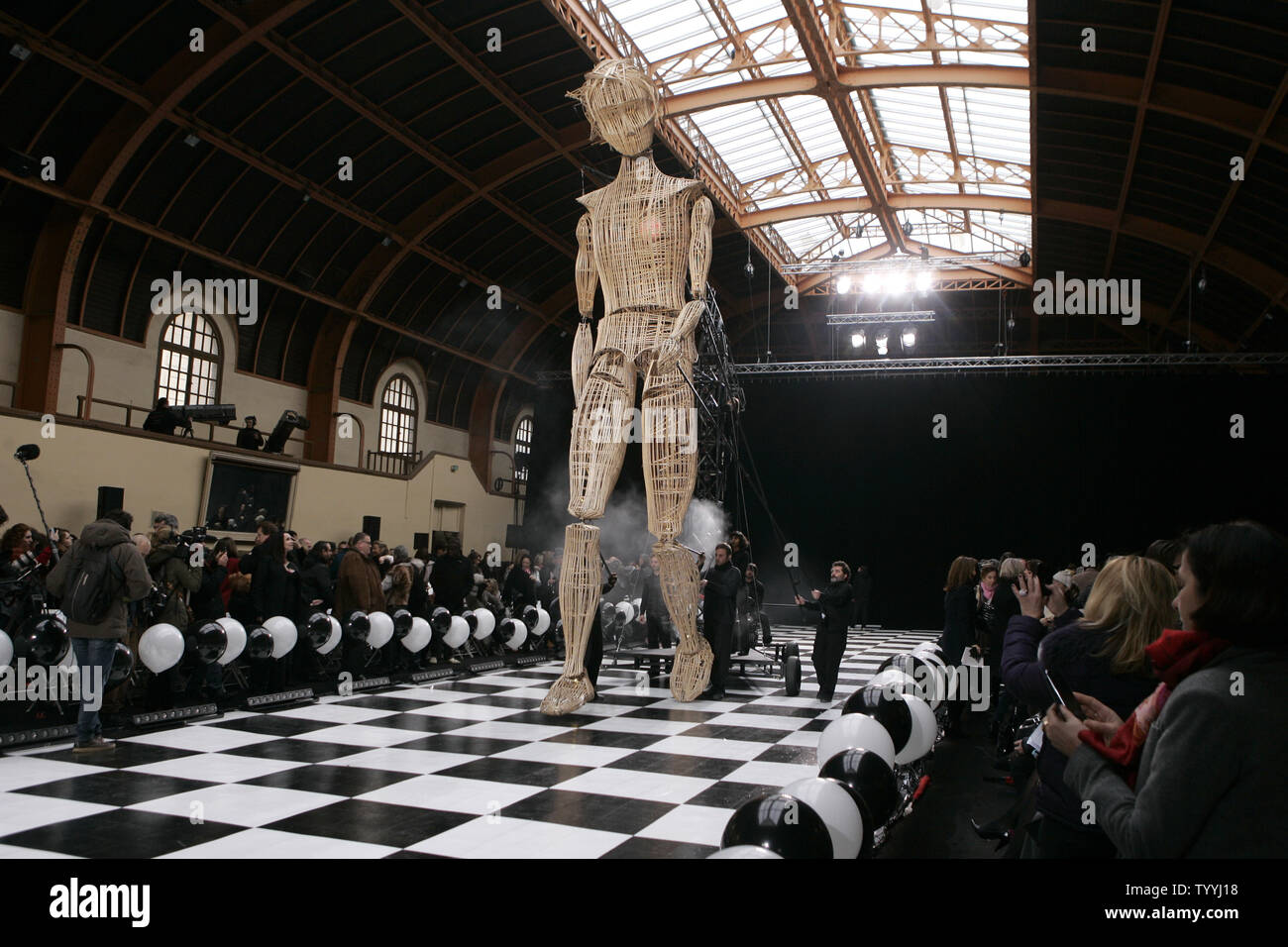 The giant mannequin hi-res stock photography and images - Alamy