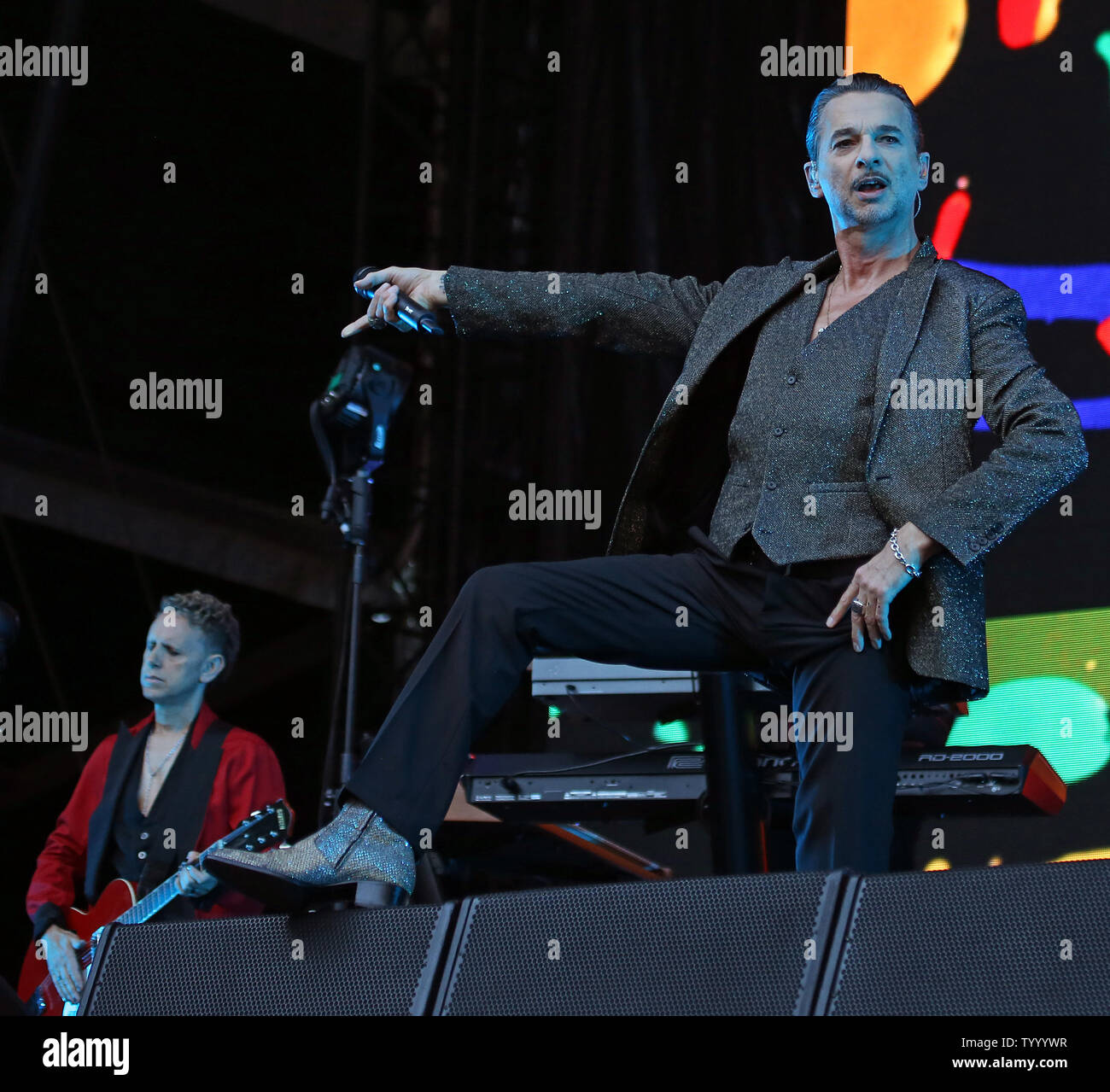 Martin l gore hi-res stock photography and images - Alamy