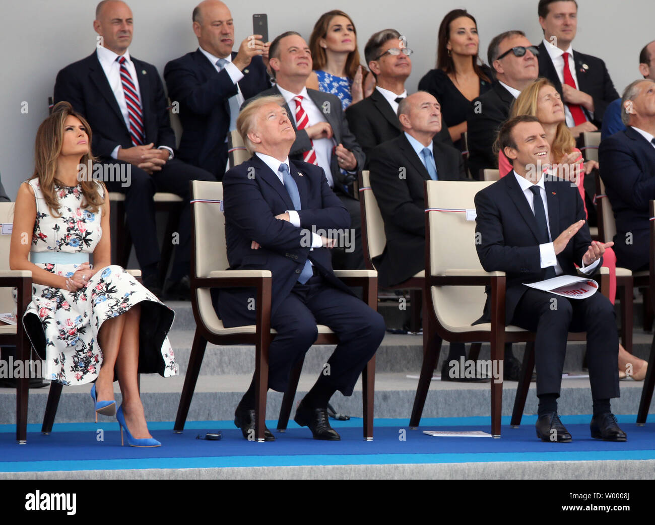 French President Emmanuel Macron (R) and U.S. President Donald Trump ...