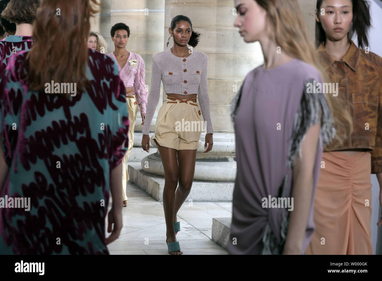 High end fashion models hi-res stock photography and images - Alamy