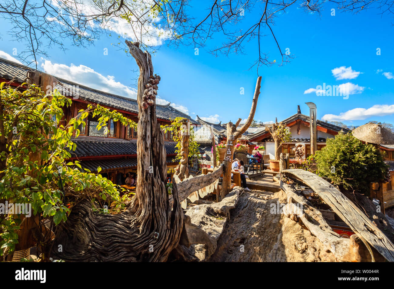 Dayan Ancient Town, Lijiang, Yunnan Province Stock Photo - Alamy
