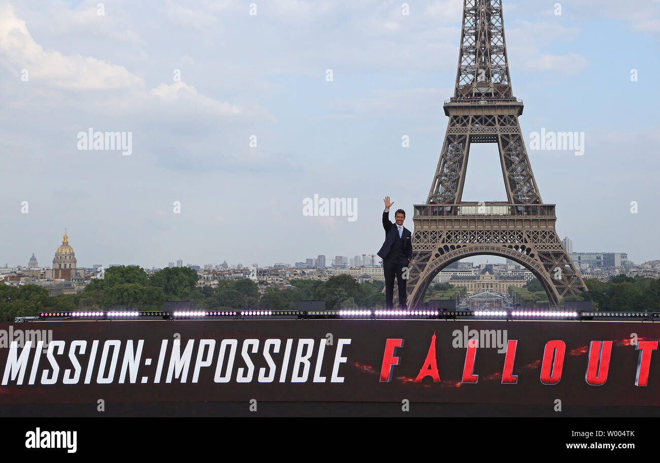 Fallout tom cruise paris hi-res stock photography and images - Alamy