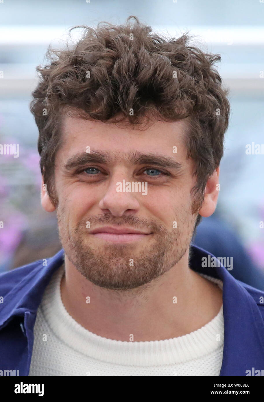 Arthur Dupont arrives at a photocall for the film "The Bears' Famous ...