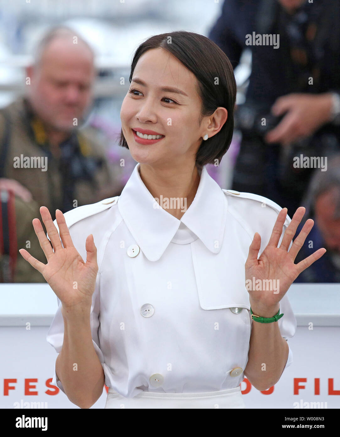 Cho yeo jeong hi-res stock photography and images - Alamy