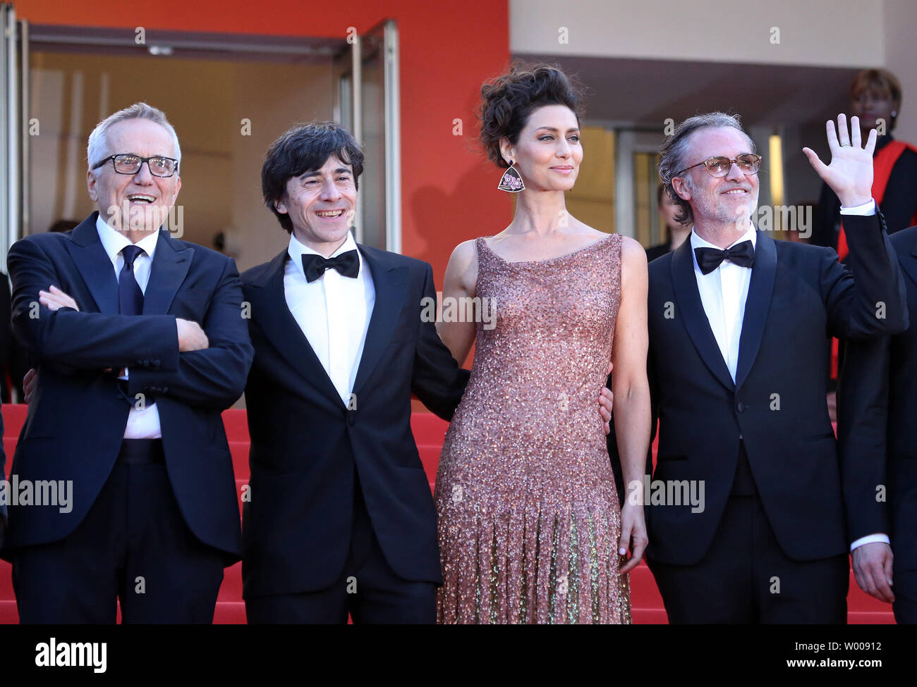(From L to R) Marco Bellocchio, Luigi Lo Cascio, Maria Fernanda Candido ...