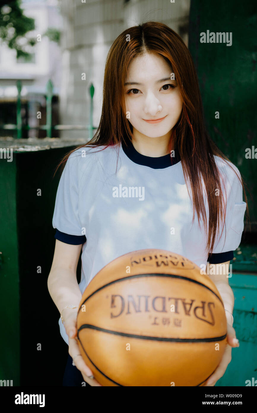 Ran Xiaoran's gallery Stock Photo - Alamy