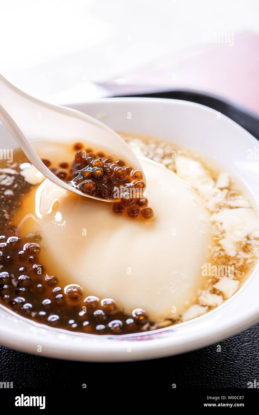 Popular Taiwan gourmet - Dessert of tapioca pearl ball (bubble) mixed ...