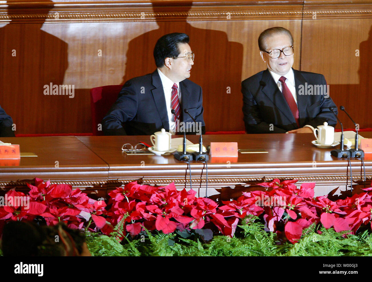 China's President Hu Jintao, left, and Jiang Zemin, the country's ...