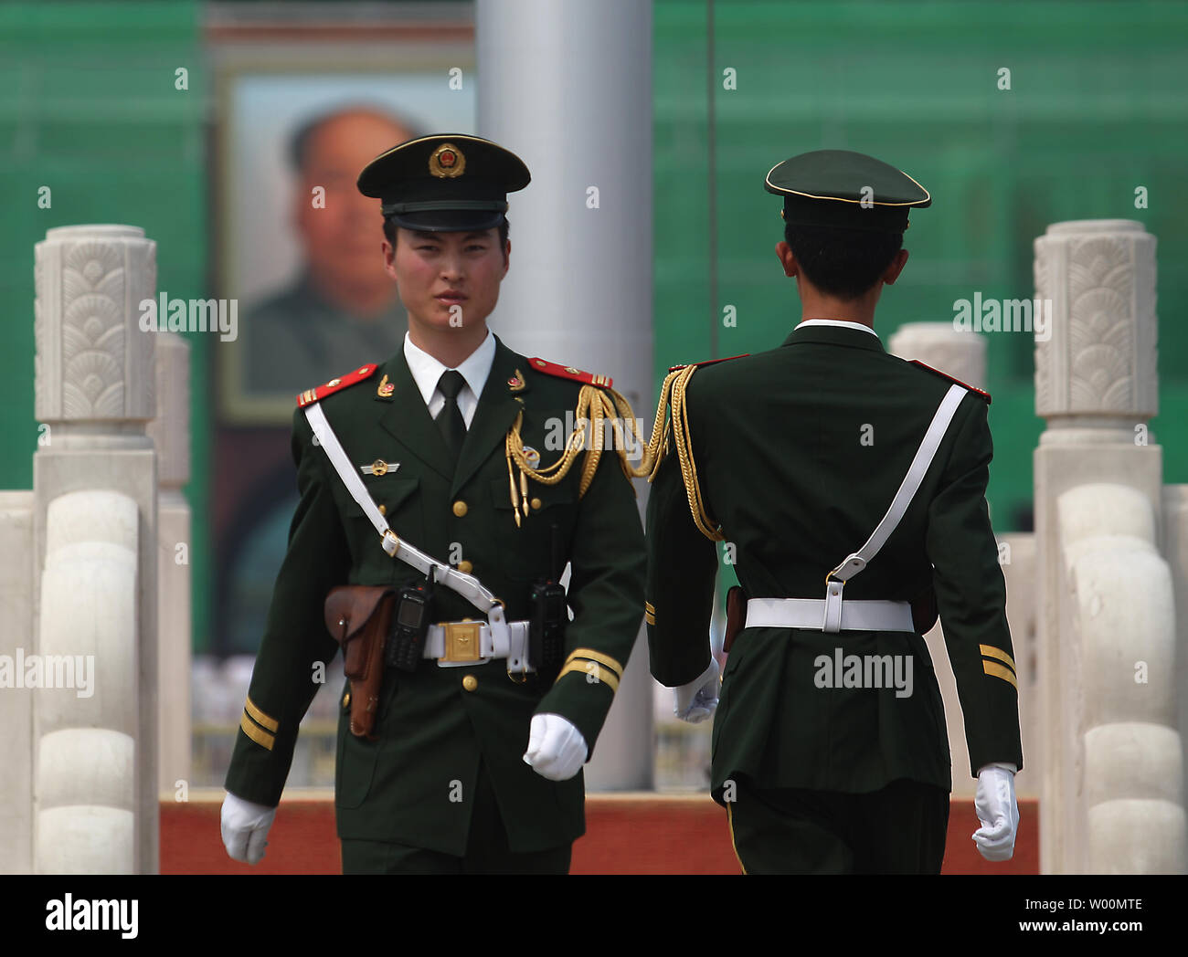 Chinese army parade front hi-res stock photography and images - Alamy