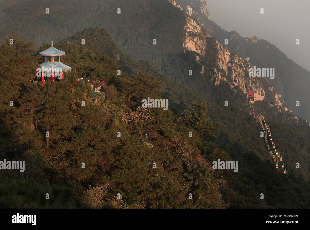 Jiujiang chinese city hi-res stock photography and images - Alamy