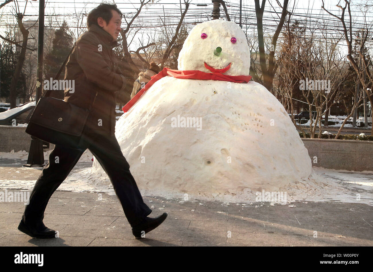 Leaving thousands passengers stranded hi-res stock photography and ...