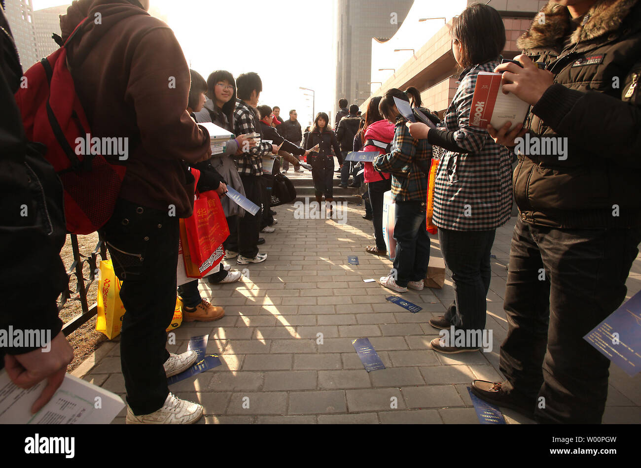 Passing out pamphlets hi-res stock photography and images - Alamy