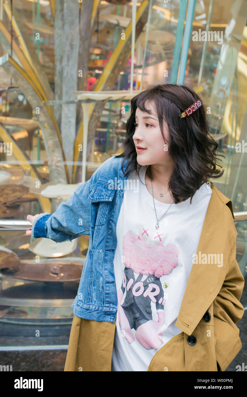 Macau fashion beauty Stock Photo - Alamy