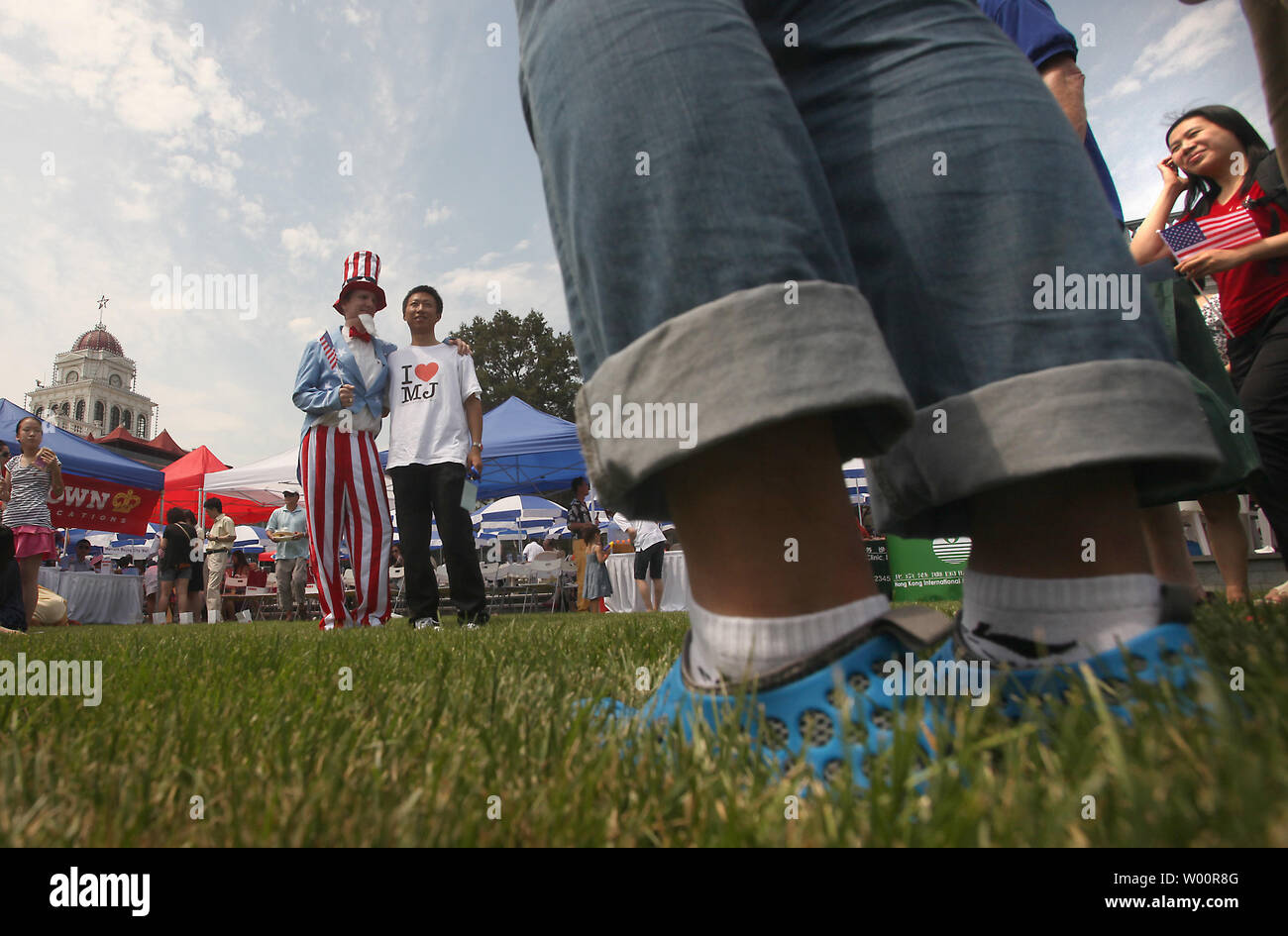 Dressed as uncle sam hi-res stock photography and images - Alamy