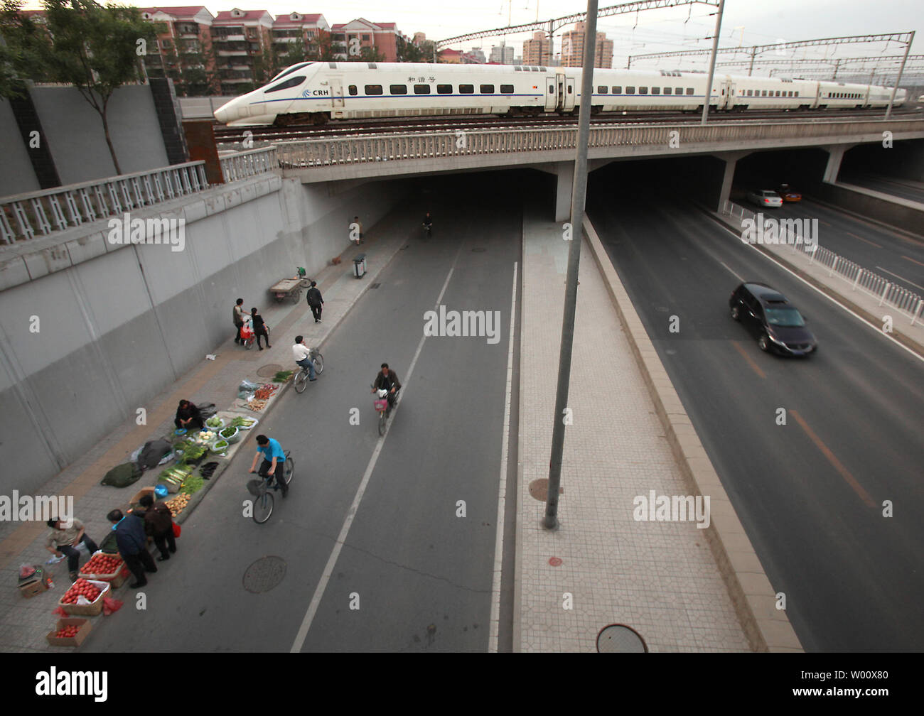 A Chinese high-speed train arrives at Beijing's new, southern railway ...