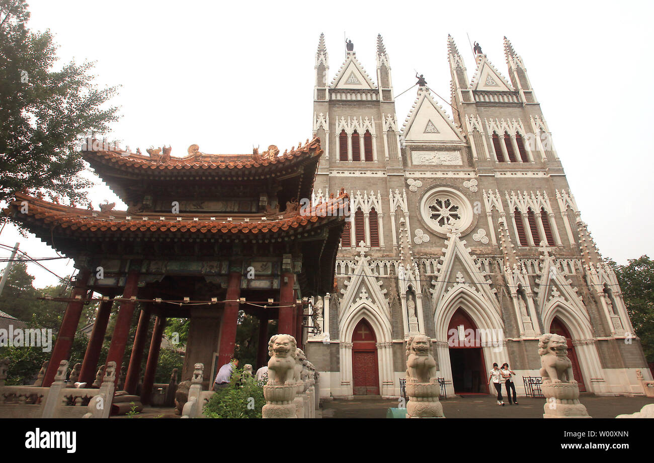 Ordinations hi-res stock photography and images - Alamy