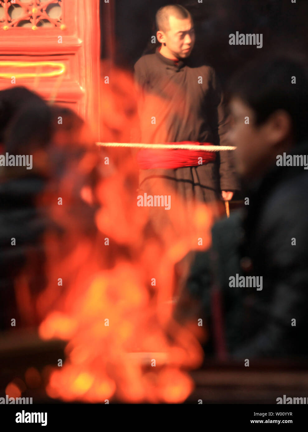 Tibet buddhist monk fire hi-res stock photography and images - Alamy
