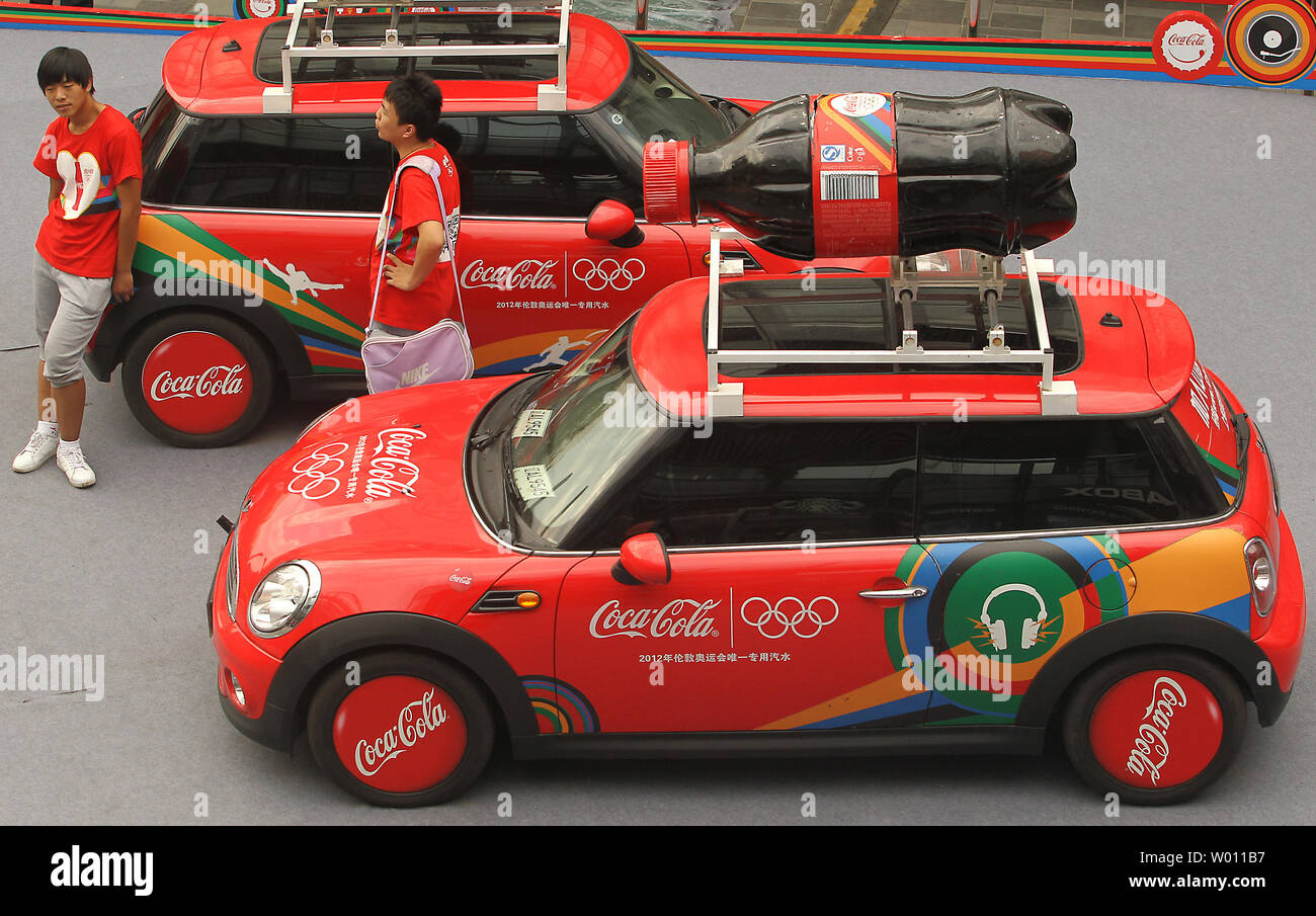 Coca cola employees hi-res stock photography and images - Alamy