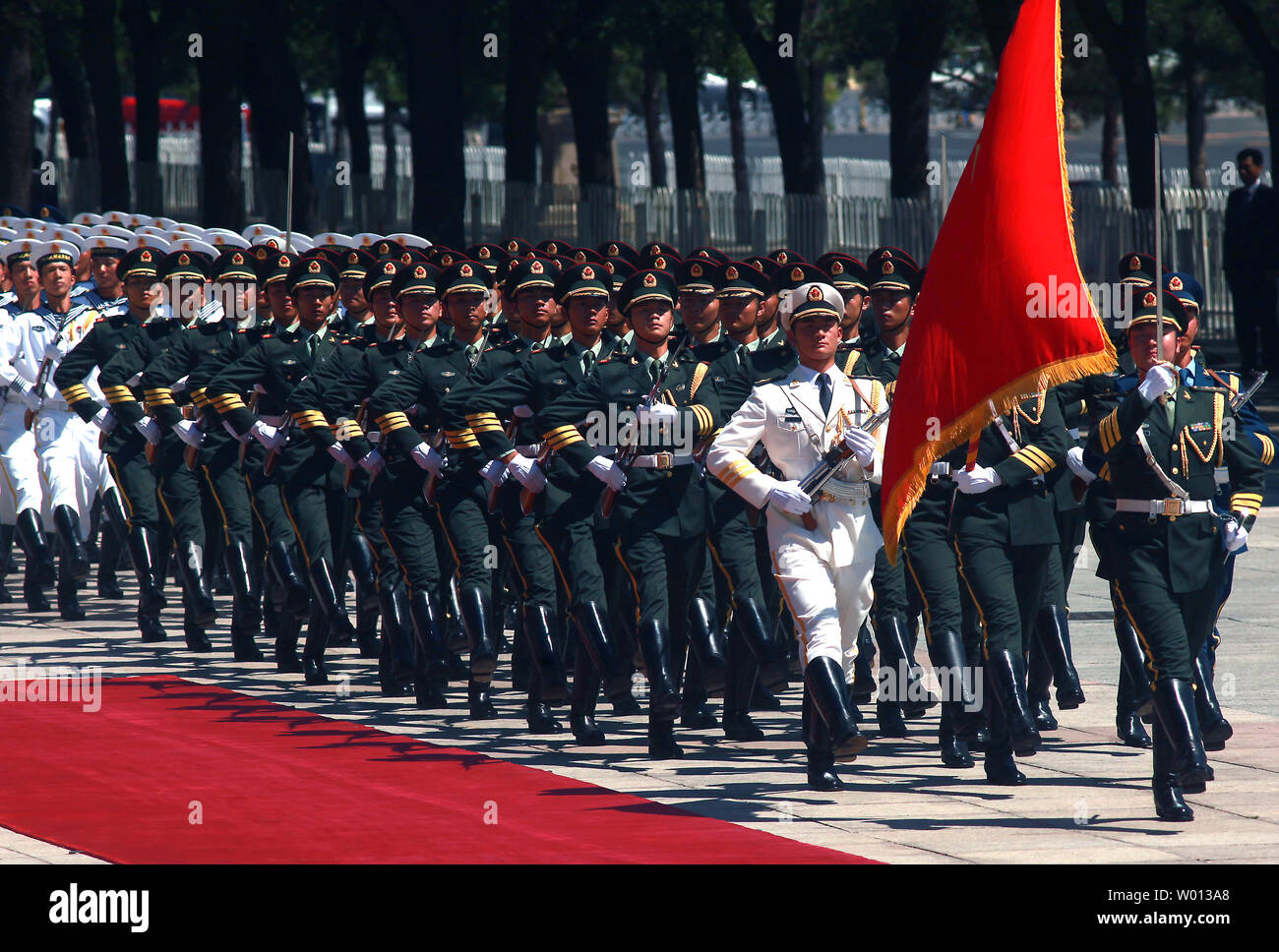 Asia disputes hi-res stock photography and images - Alamy