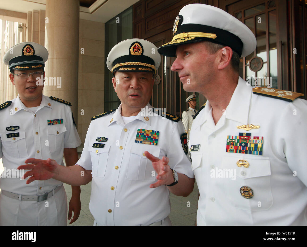 U.S. Chief of Naval Operations Admiral Jonathan Greenert (R) and ...