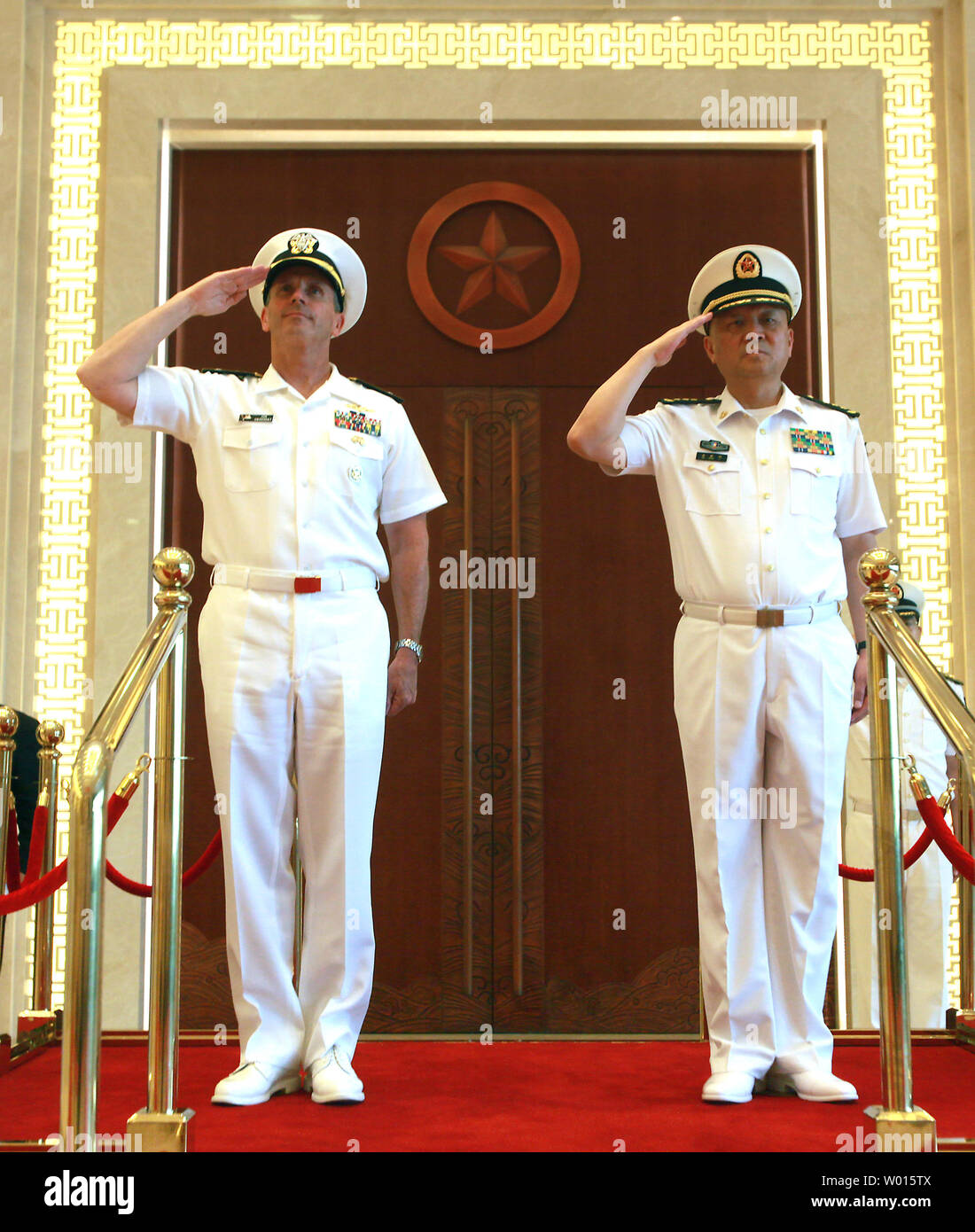 U.S. Chief of Naval Operations Admiral Jonathan Greenert (L) and ...