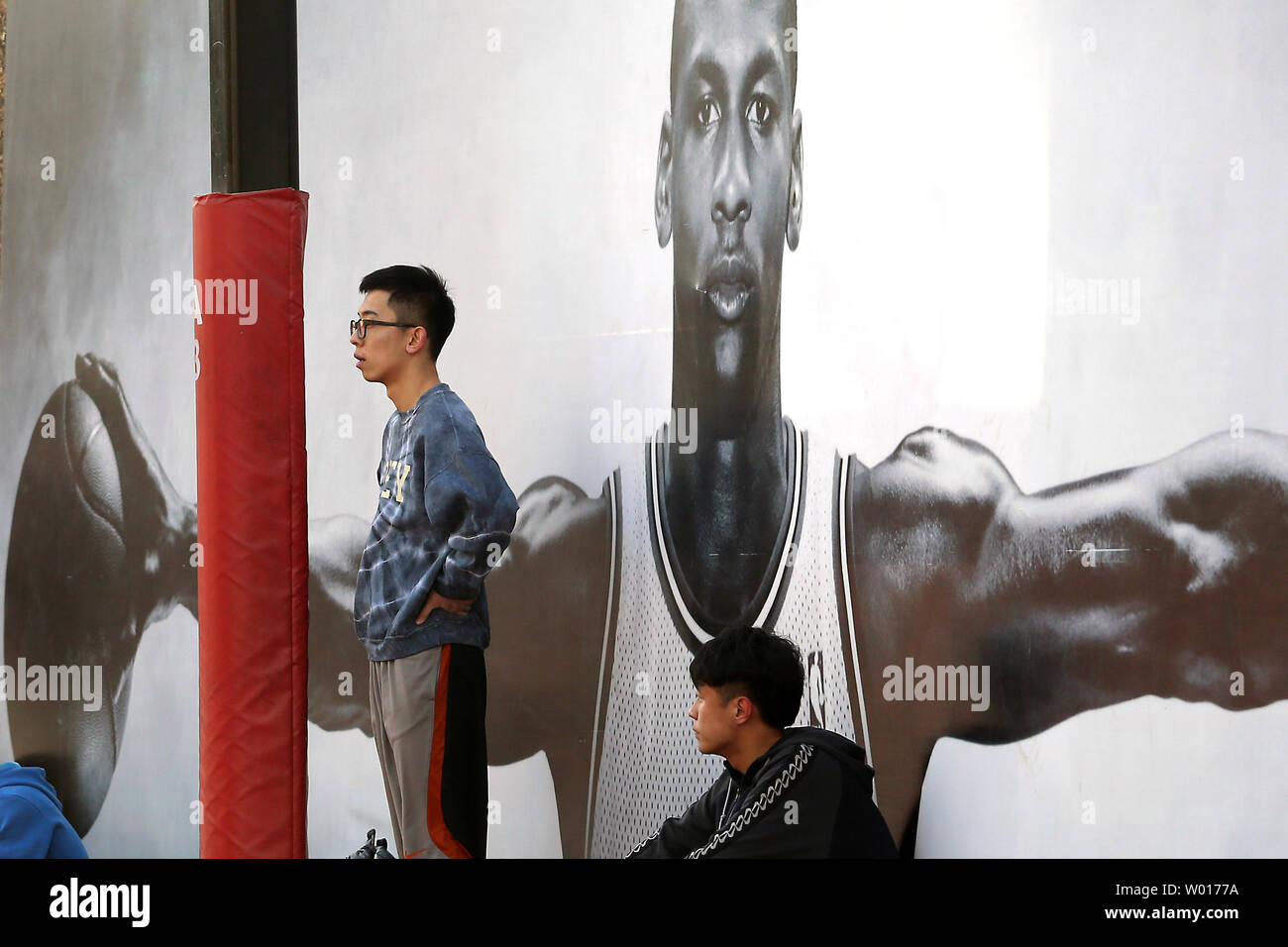 Nike advertisement michael jordan hi-res stock photography and images ...