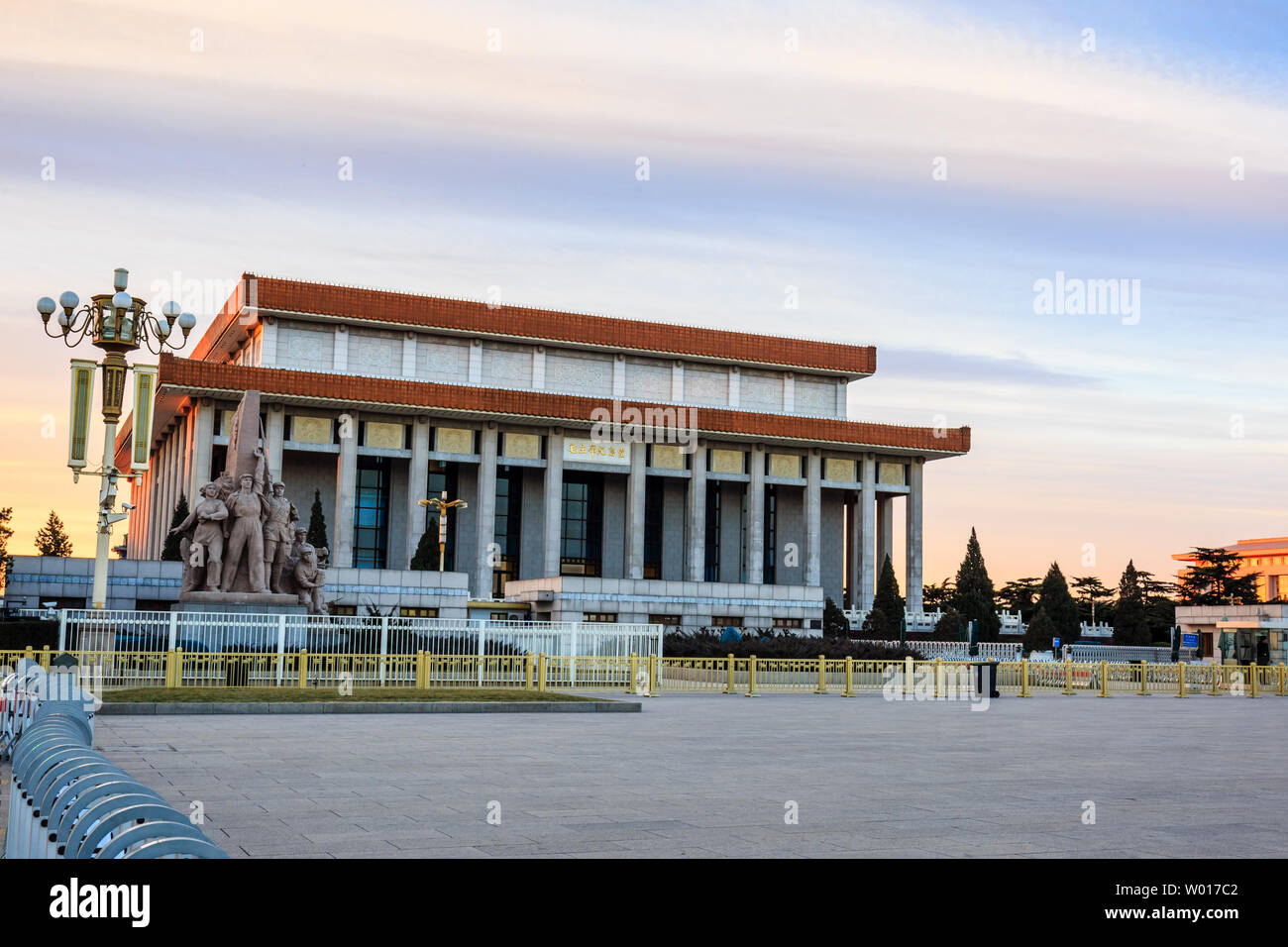 Mao memorial hall soldiers hi-res stock photography and images - Alamy