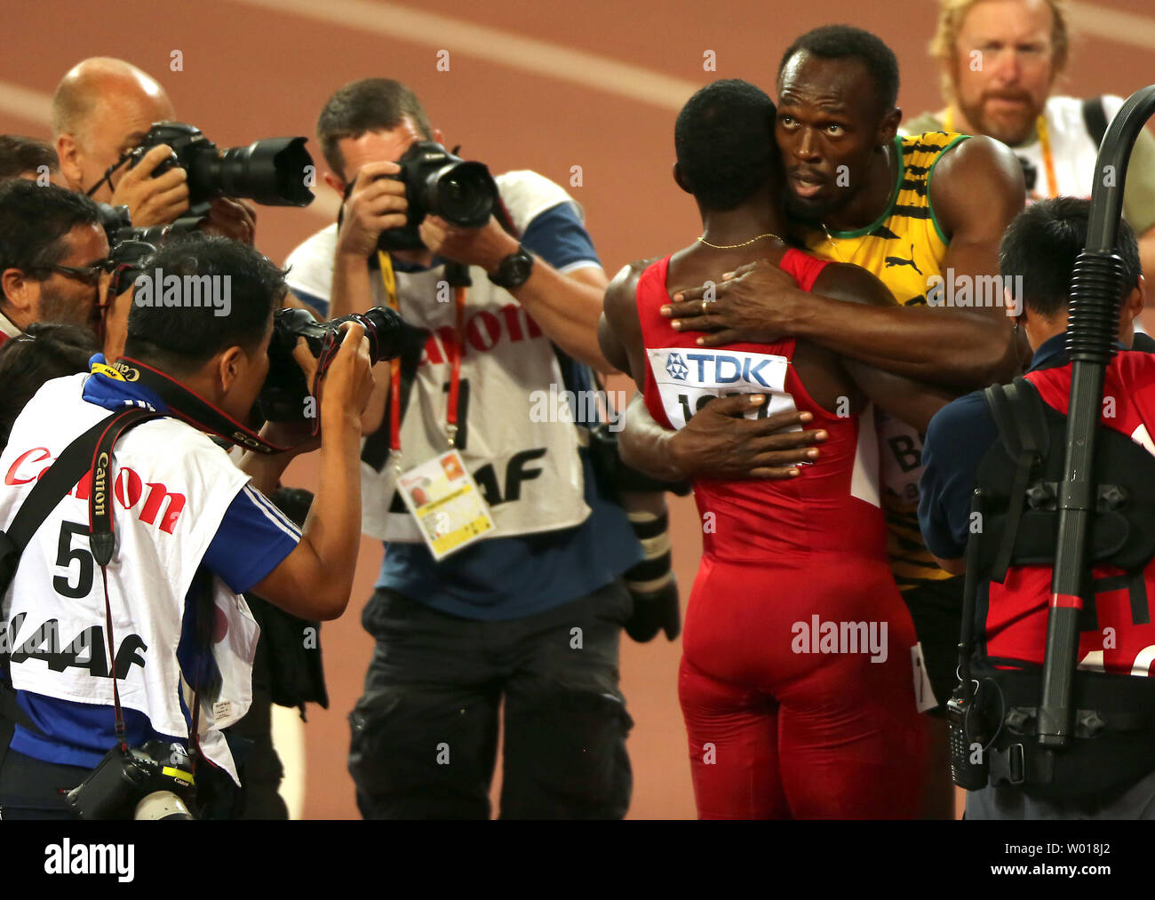 Usain bolt justin gatlin hug hi-res stock photography and images - Alamy