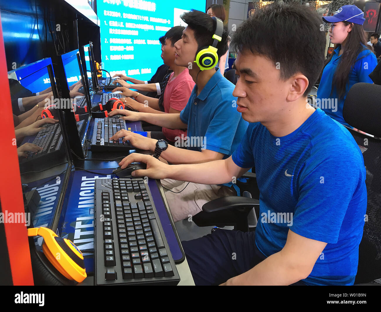 Grip marks hi-res stock photography and images - Alamy