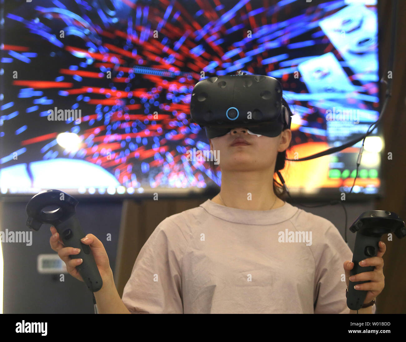 Vr arcade hi-res stock photography and images - Alamy