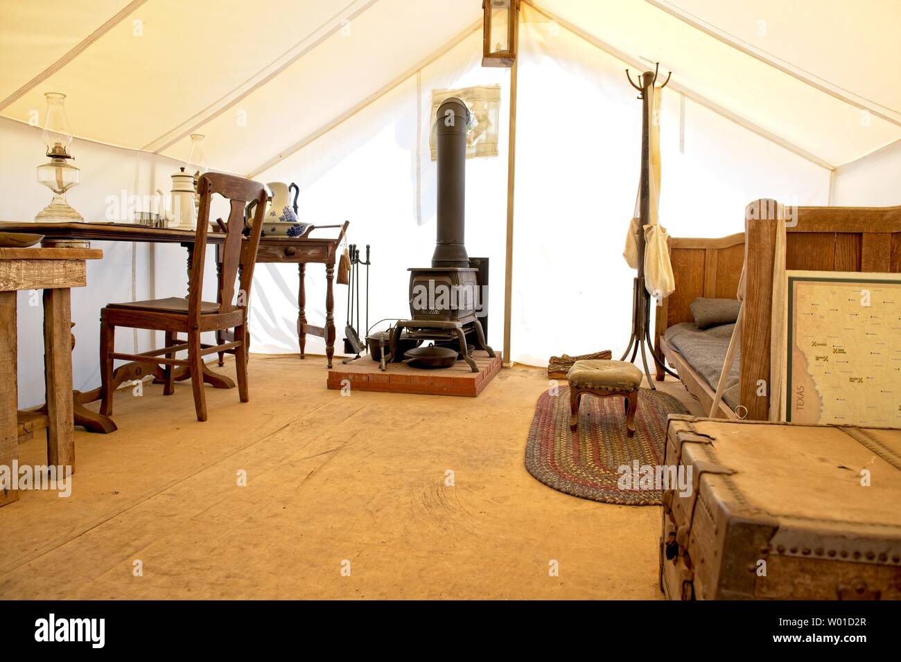 Historical interpretation of civil war impact on Oak Alley Plantation a ...