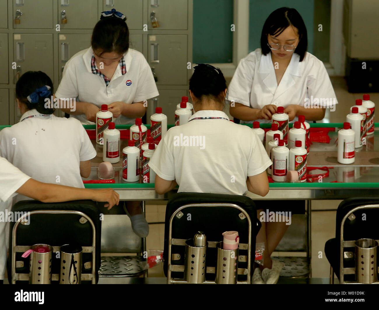 Maotai liquor hi-res stock photography and images - Alamy