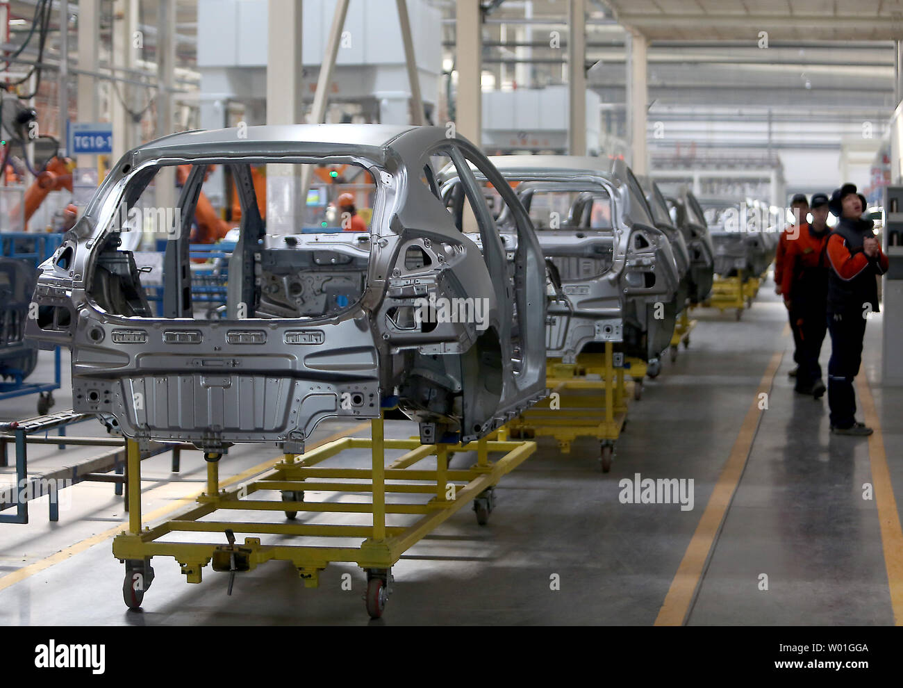 Leading auto manufacturer hi-res stock photography and images - Alamy