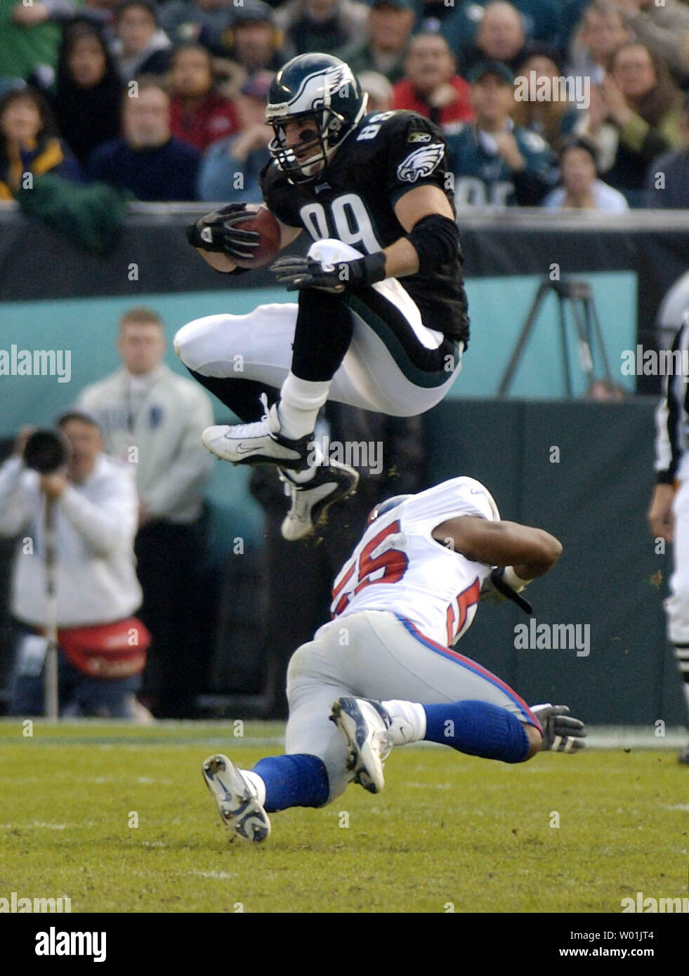 Chad lewis eagles hi-res stock photography and images - Alamy