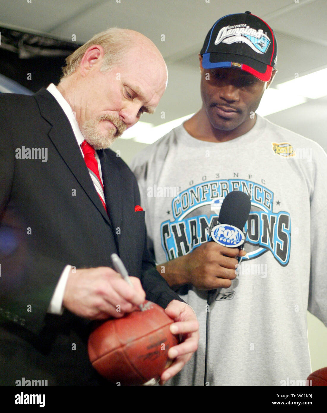 Carolina Panthers wide receiver Muhsin Muhammad has Terry Bradshaw ...
