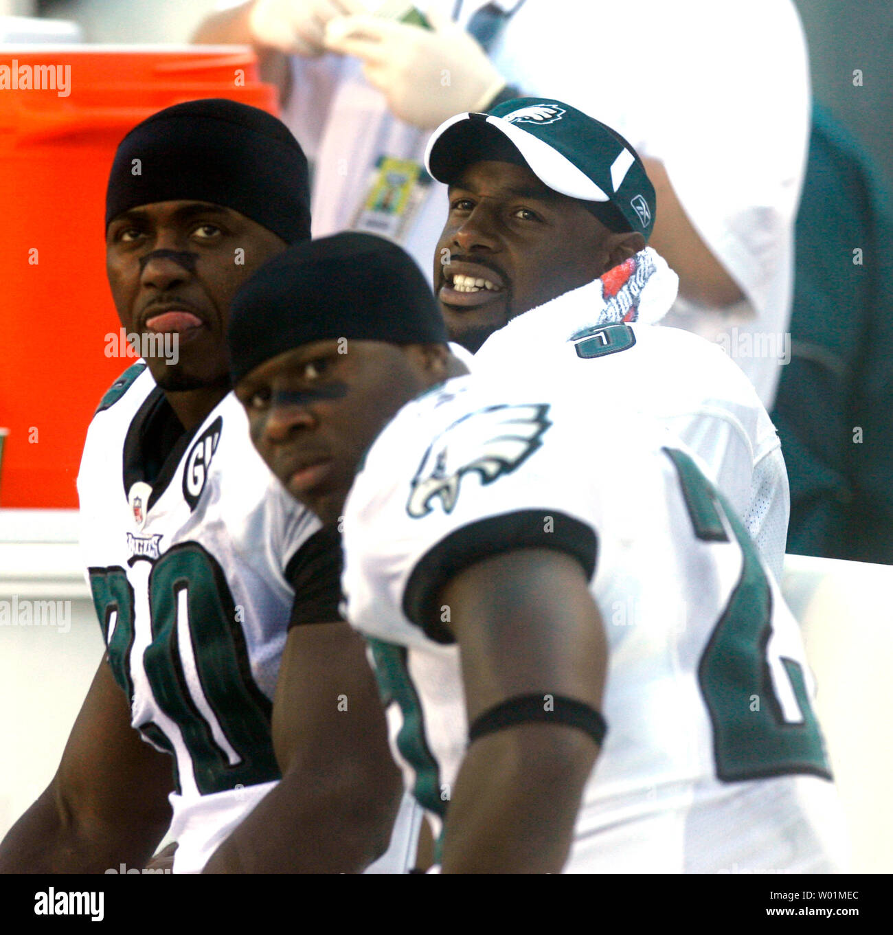 Philadelphia Eagles' (L-R) Brian Dawkins (20), quarterback Donovan ...