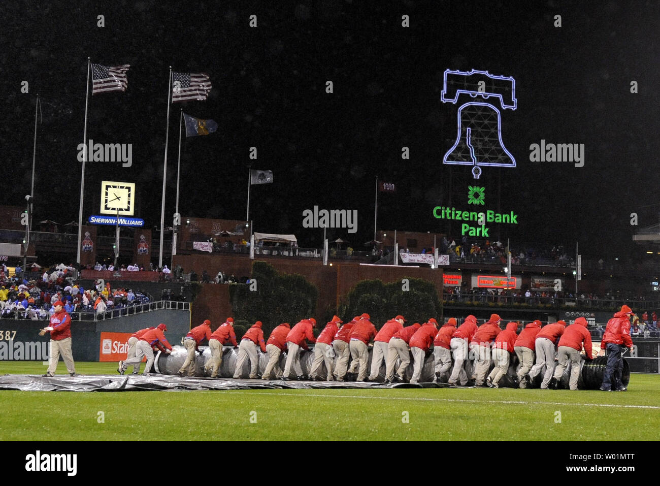 Baseball tarp hi-res stock photography and images - Alamy