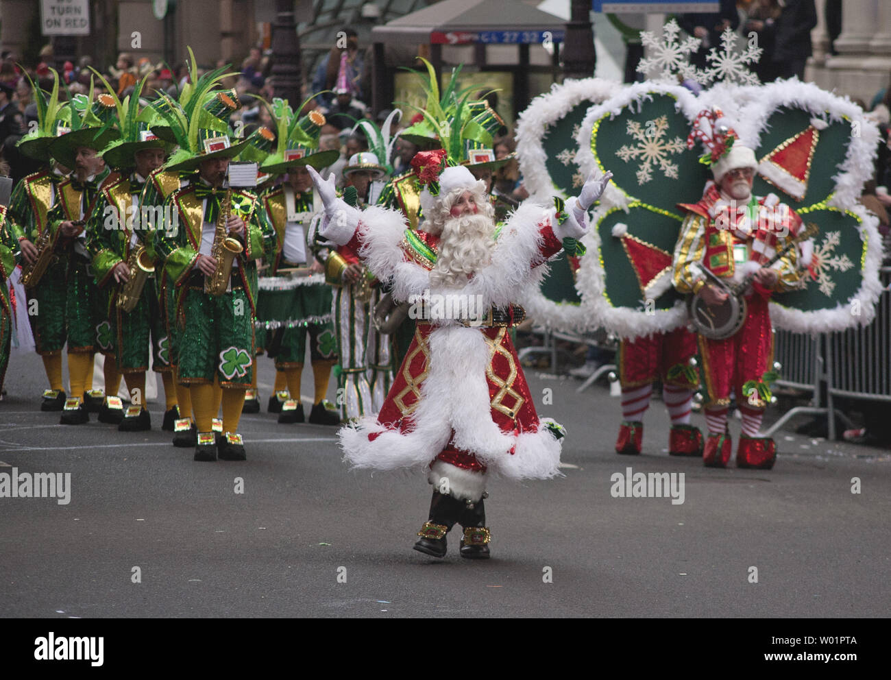 Irish mummers hi-res stock photography and images - Alamy
