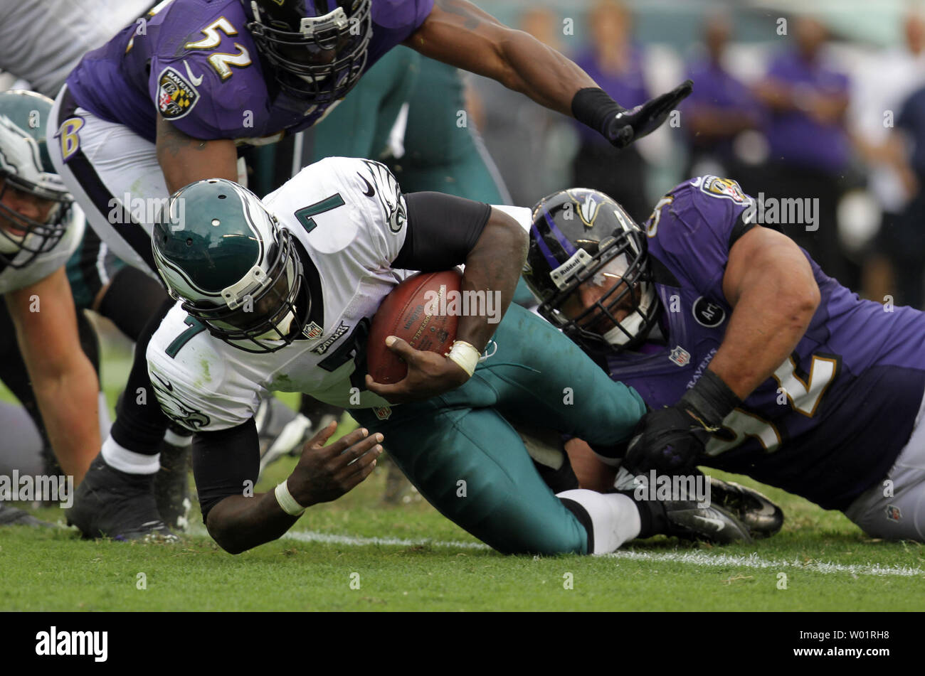 Michael vick football hi-res stock photography and images - Alamy