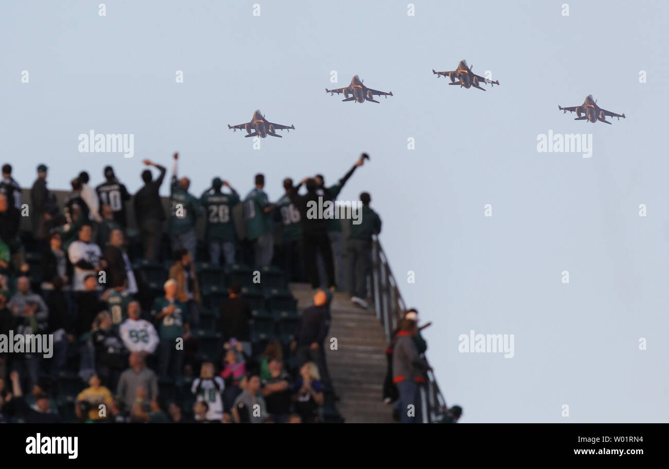 Fighter jets on air field hi-res stock photography and images - Alamy