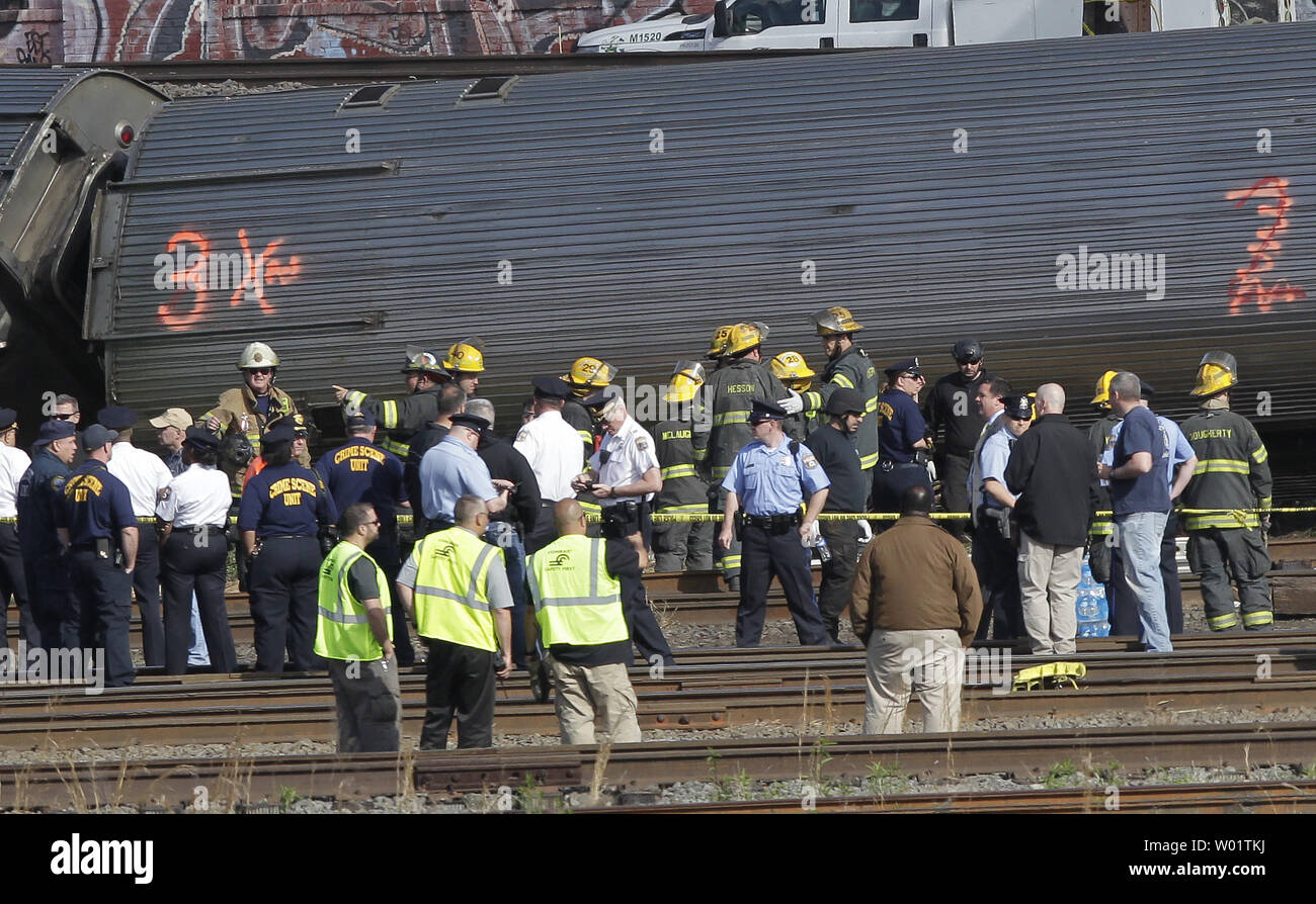 Amtrak northeast regional train hi-res stock photography and images - Alamy