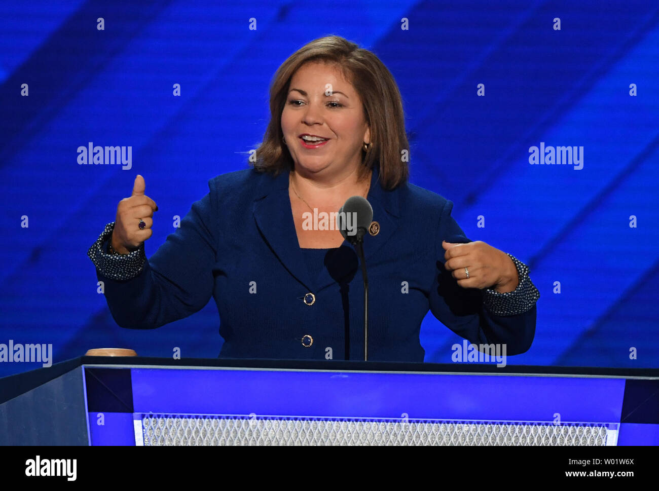 Linda sanchez hi-res stock photography and images - Alamy