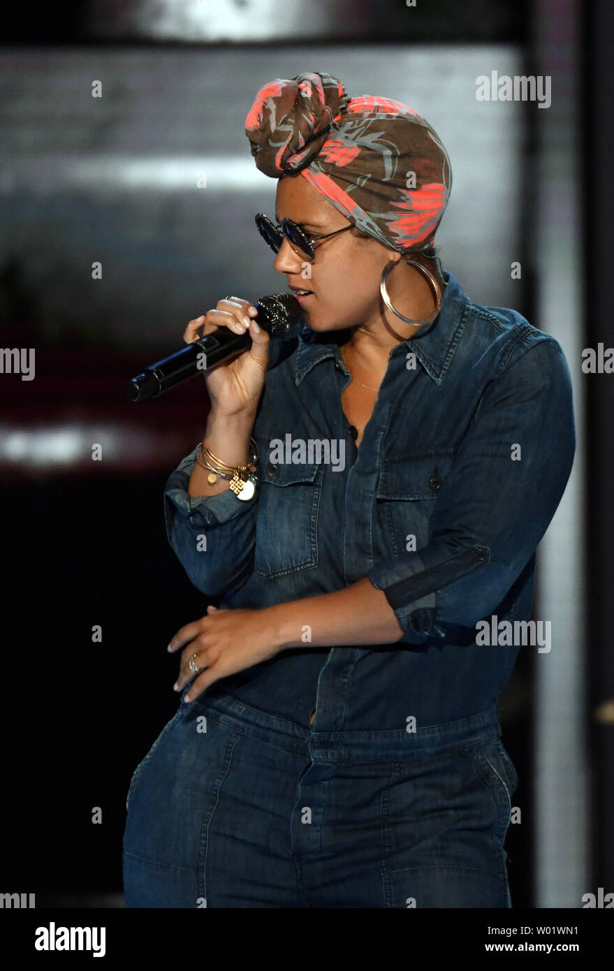 Alicia pat hi-res stock photography and images - Alamy