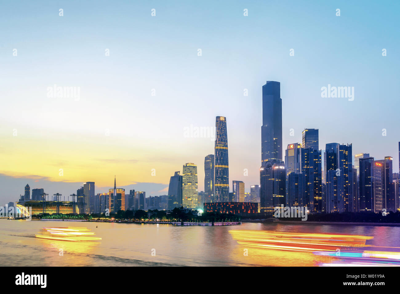 Gymnasium night view hi-res stock photography and images - Alamy