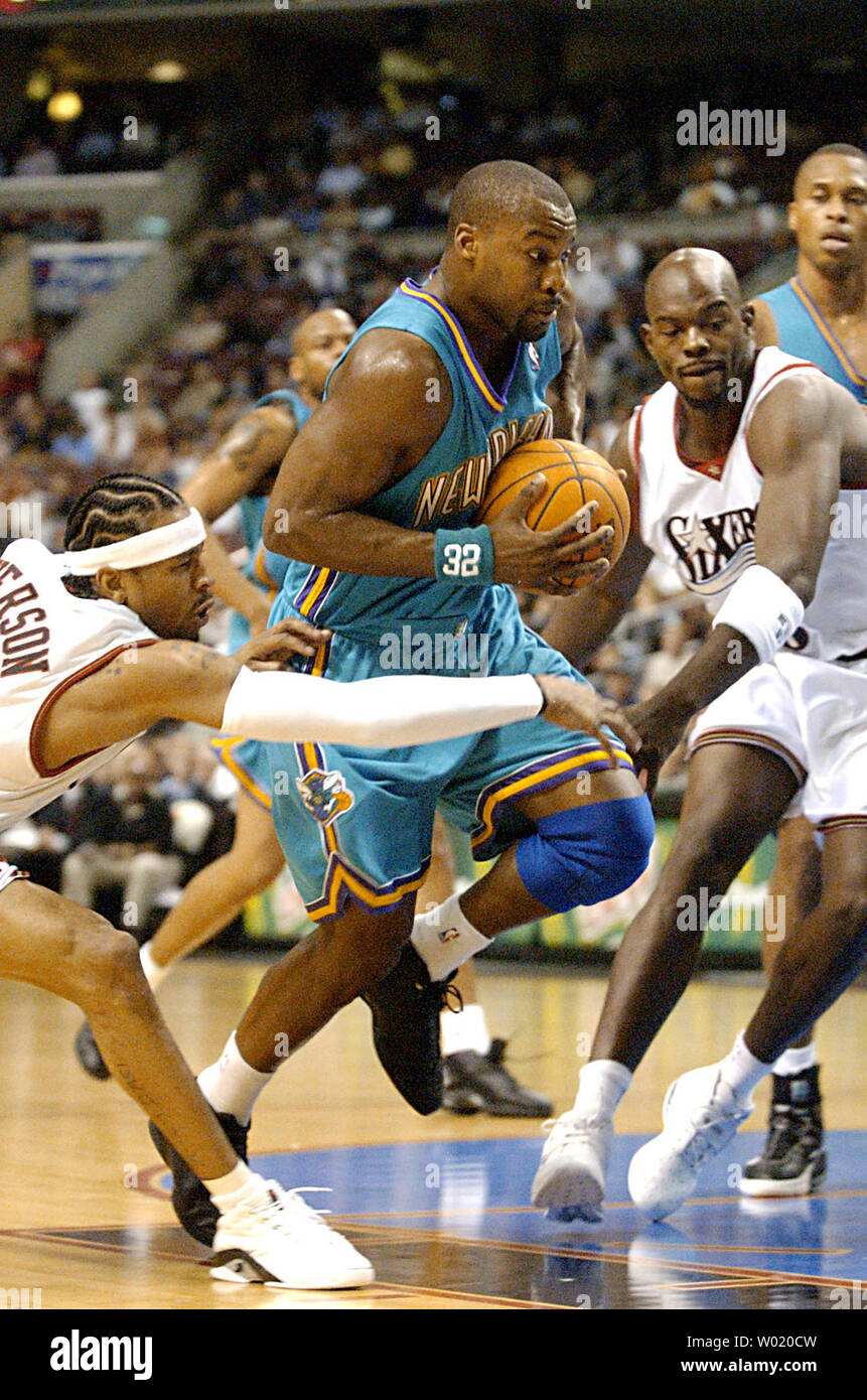 Baron davis 2003 hi-res stock photography and images - Alamy
