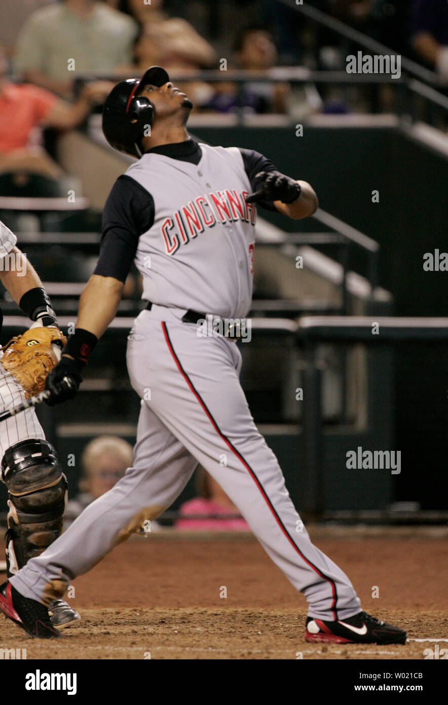 Cincinnati reds ken griffey jr hi-res stock photography and images - Alamy